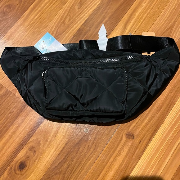 Boutique 9 | Bags | Boutique Quilted Fanny Pack | Poshmark
